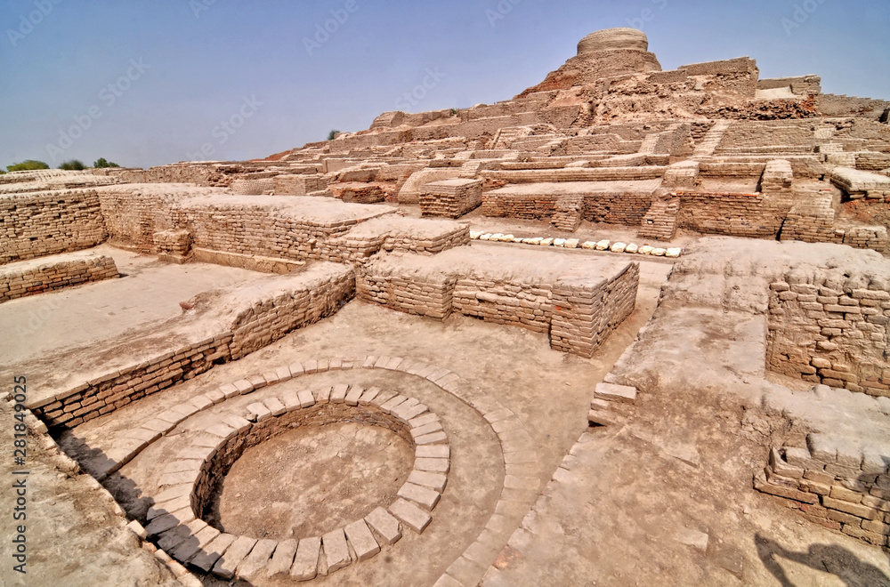 Mohen Jodaro - the UNESCO World Heritage Site - Beautiful Places